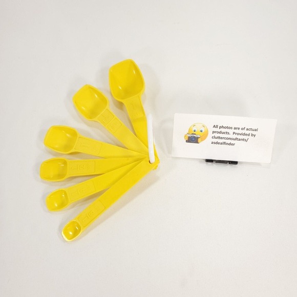 Tupperware | Kitchen | Vintage Tupperware Measuring Spoons W Ring Set ...